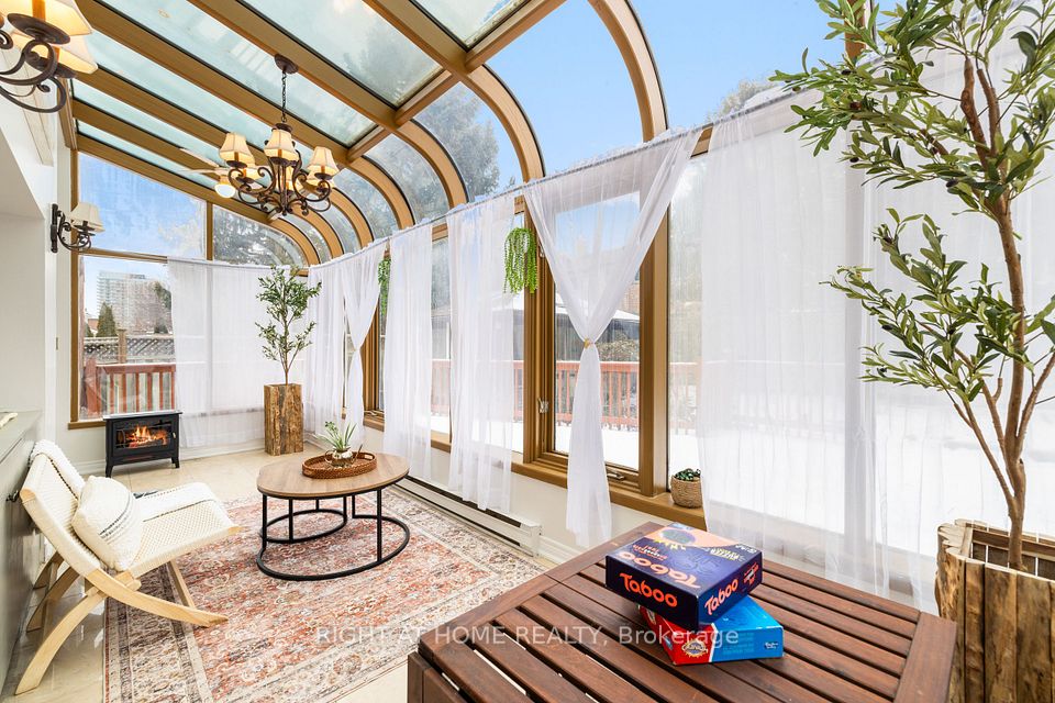 For Sale: 43 Dominion Gardens Drive, Halton Hills, ON L7G 6B2 ...