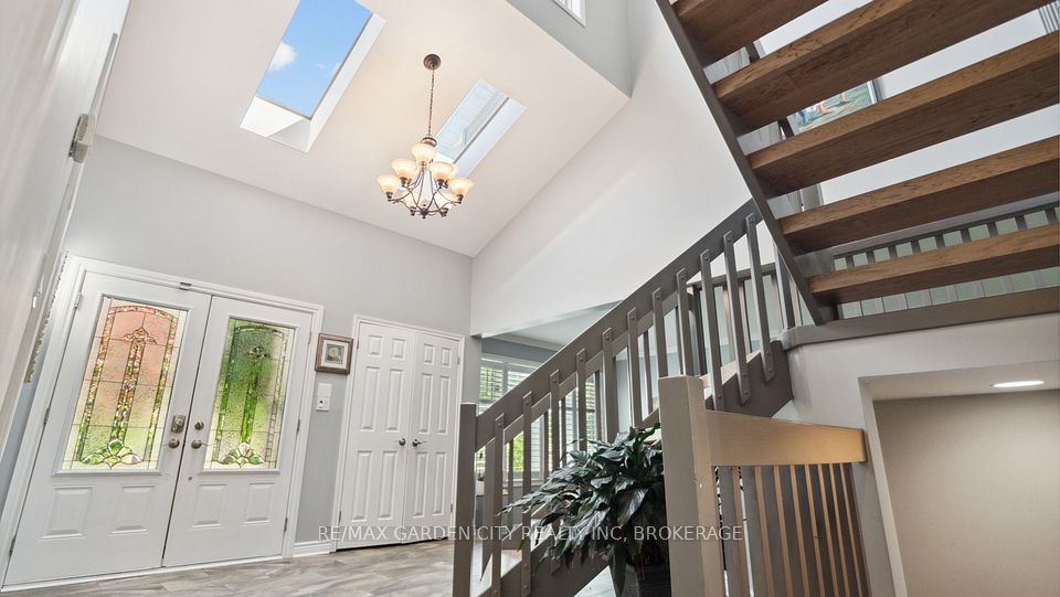 For Sale: 1048 County Rd 28 Road, Norfolk, ON N0E 1G0 | X12377755 ...